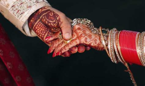 বাজেটে বাড়ছে বিয়ের খরচ
