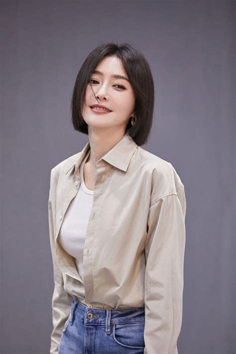 Qin Lan 秦岚 秦嵐 Tần Lam 친란 진람 チンラン Korean Actresses Actresses Mom