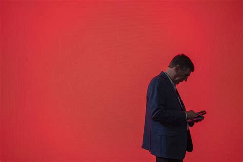 One Tech Tip Too Many Passwords To Remember Try Using A Password Manager