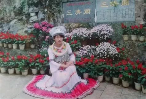 上万网友争相卖室友，室友哭了 同学