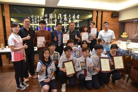 克服聽力障礙學習不懈怠 張丞瑨技能競賽奪冠捐獎金回饋母校
