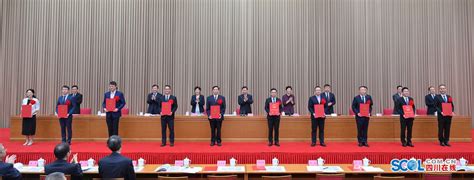 王晓晖在全省科技大会上强调：打造西部地区创新高地建设科技强省，为谱写中国式现代化四川新篇章贡献更多科技力量四川在线