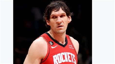 博班签约火箭凑21人名单：乌度卡成背后推手 美媒调侃因身材获合同博班火箭合同新浪新闻