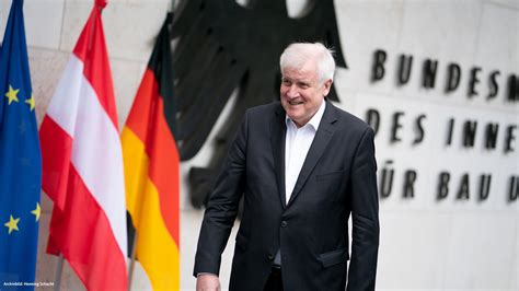 Bundesministerium des Innern und für Heimat on Twitter Beim Thema Migration will BM Seehofer