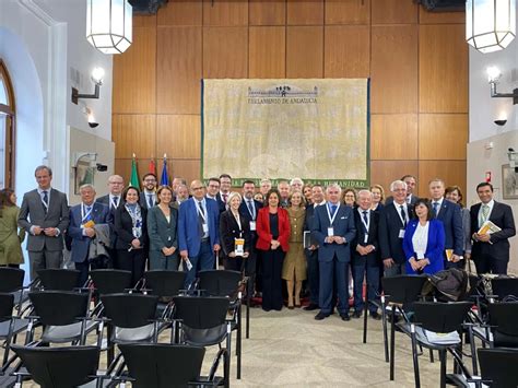 Presentación Del Nuevo Código De Deontología Médica En El Parlamento De