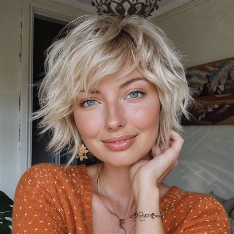 Pin By Lady Taylor On Dos Short Hair Cuts Messy Short Hair Short