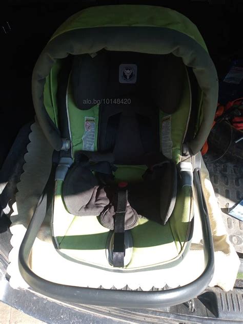 продава детска седалка за автомобил Столчета за кола и колело Ямбол продава италианска
