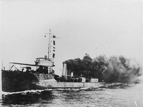 USS Warrington DD 30 At Sea