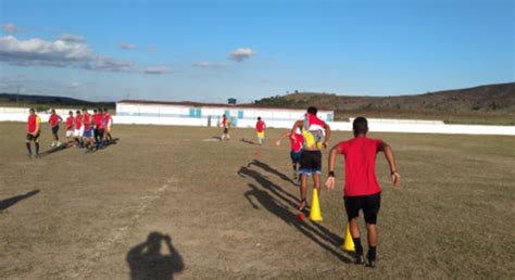Cabanos realizam treinos táticos e físicos em preparação para Copa Zumbi