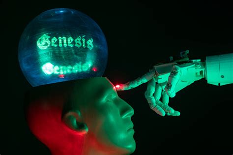 기계 학습을 위해 텍스트 Genesis와 휴머노이드 로봇 손 터치 사이보그 모양의 흉상은 뇌에 기록된다 0명에 대한 스톡 사진