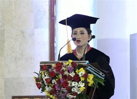 Puji Lestari Profesor Pertama Fisip Upn Veteran Teliti Komunikasi Hati Bencana Krjogja