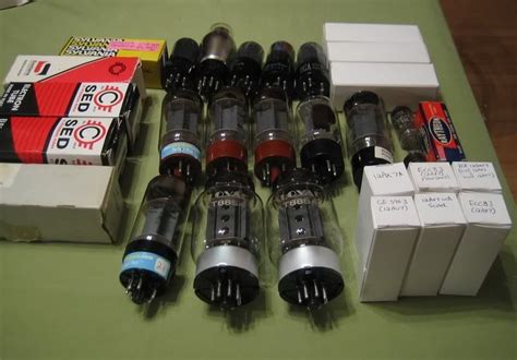 Thd Bivalve With Case And Lots Of Tubes 30 Watts Class A Mesa