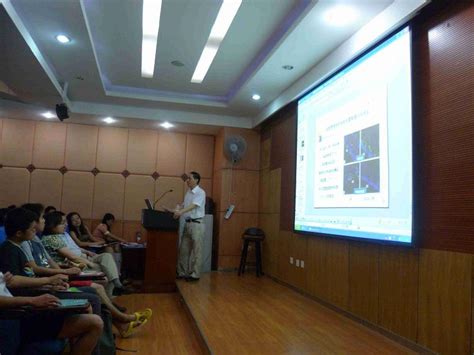 药剂学前沿系列讲座之——“脑靶向递药系统研究” 四川大学华西药学院