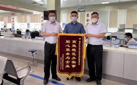 原创潍坊市第七批学雷锋活动示范点和岗位学雷锋标兵系列报道寒亭区行政审批服务局200 20服务无死角 人员 群众 企业
