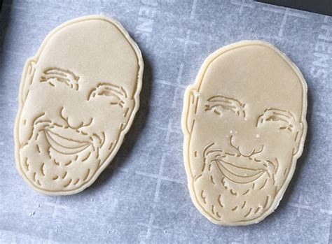 Surprise Custom Face Cookies That Are Sure To Delight Your Baking