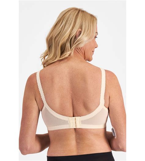 Playtex Cross Your Heart Wirefree Bra Brasconz
