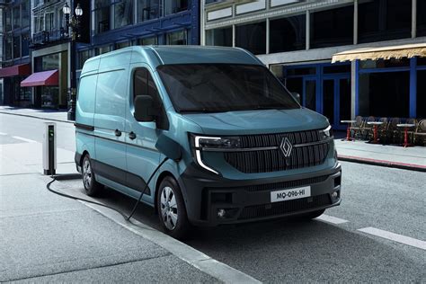 All New Renault Master Large Van Revealed First Details Ahead Of