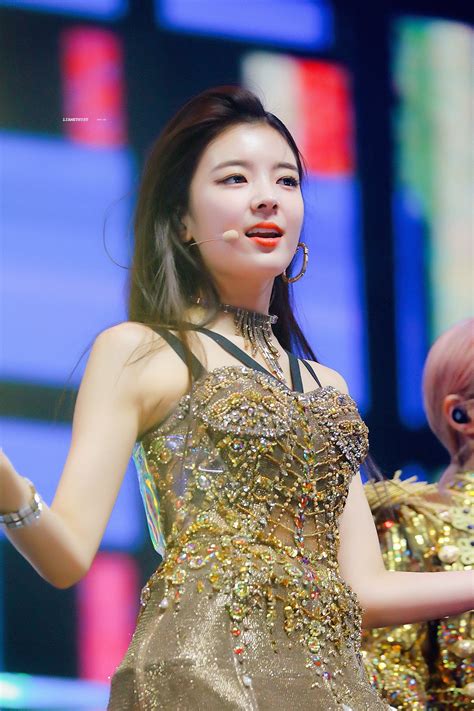𝐀𝐦𝐞𝐭𝐡𝐲𝐬𝐭 On Twitter Itzy Formal Dresses Long Lia