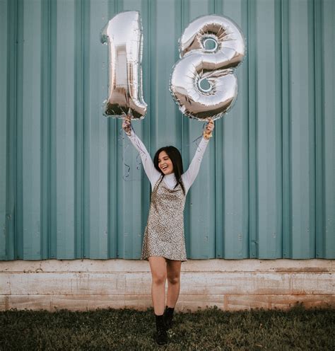 What Is The Minimum Age To Sign Up For A Trading Account