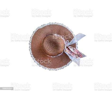 화이트 백 클리핑 경로에 고립 된 직물장식 상급 뷰 브라운 밀짚 모자 직물 패턴 장식 0명에 대한 스톡 사진 및 기타 이미지 0명 갈색 고리 세공 Istock