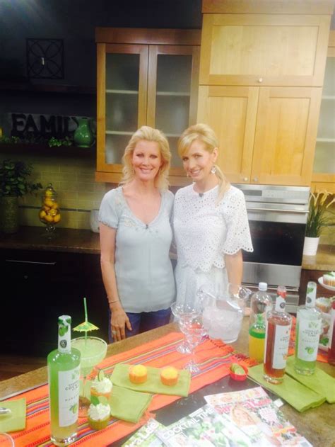 Mom Muse Suzanne Bissett Vanderhoff Mom Style Lab Mom Style Lab