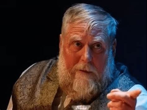 Veteran Actor Julien Arnold Dies On The Stage During His A Christmas