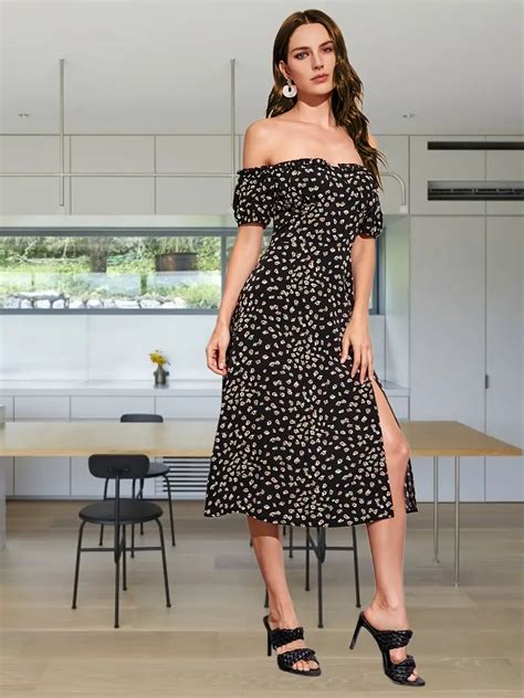 Ditsy Floral Print Dress Elegant Shoulder Short Sleeve Split Region