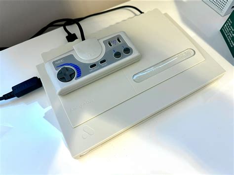 White Analogue Duo Paired With Duo R Controller R Analogueinc