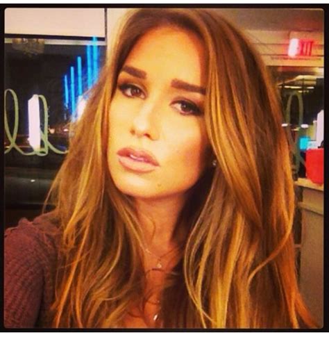 Jessie James Decker Highlight Hair Tutorial Jessie James Hair