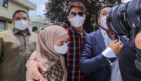 Rizky Billar Lesti Kejora Penuhi Janji Serahkan Uang Pemberian Doni