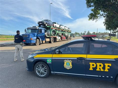 PRF recupera três veículos clonados transportados em cegonheira Polícia Rodoviária Federal
