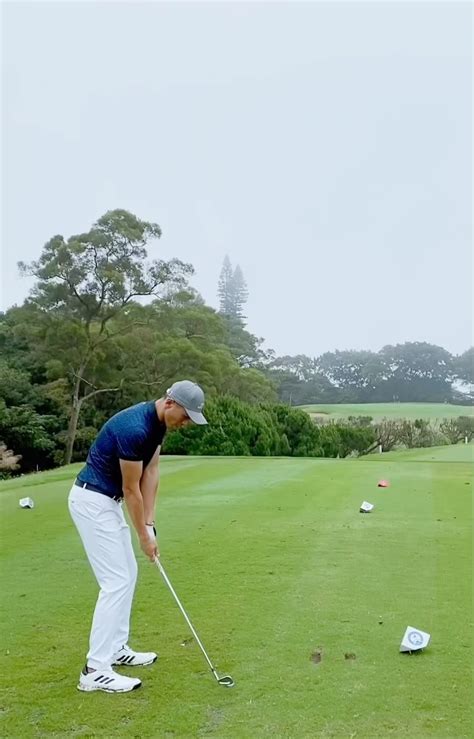 想要乾淨的擊球 就得要把基本原理理解 並且假以時日的練習就能達成喲！☺️ 高爾夫教練 高爾夫球教練 台北高爾夫教練 新北高爾夫教練