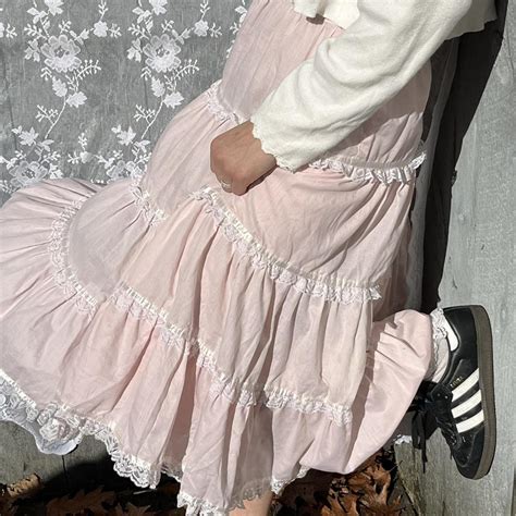 🌟 Vintage Pink Lace Skirt 🌟 🌟 Fits Like A Smallmedium Depop