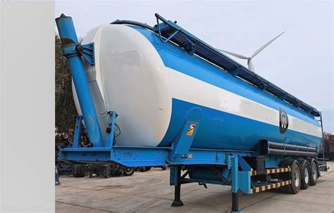 Spitzer Eurovrac BN SK 27 Capacité 63000 silo tank trailer for sale