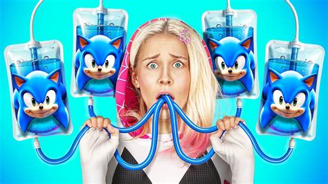 What Happened To Gwen Stacy From Nerd Superhero To Beauty Venom Youtube