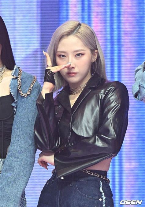 Loona Press 🌱🗞 On Twitter Asian Celebrities Celebrities Female Photo