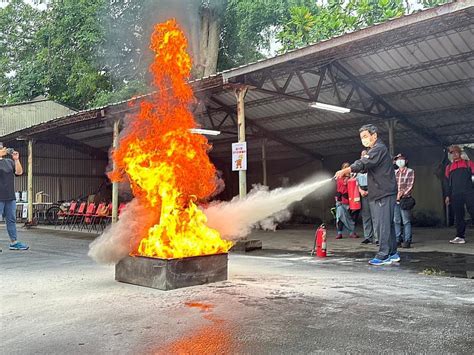 環保局、消防局與中華紙漿台東廠 合作推動臺東縣回收處理業消防安全 提升火災預防與應變能力 蕃新聞
