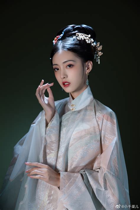 汉服摄影 商图画报 堆糖美图壁纸兴趣社区