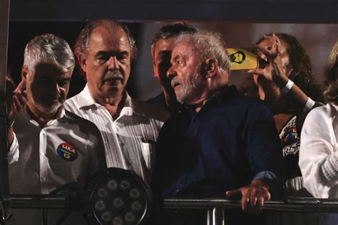 Lula Da Silva Encabeza Un Mandato Histórico Con El Reto De Unir Brasil