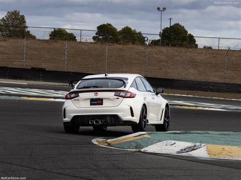 预计售价 RM370,000！2023 Honda Civic Type R FL5 确定来到我国，2.0L VTEC Turbo 引擎，马力 ...