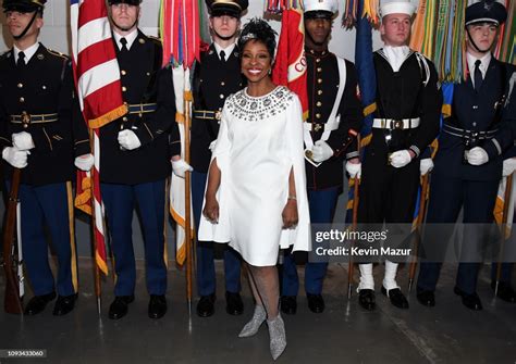 Gladys Knight Attends The Super Bowl Liii Pregame At Mercedes Benz