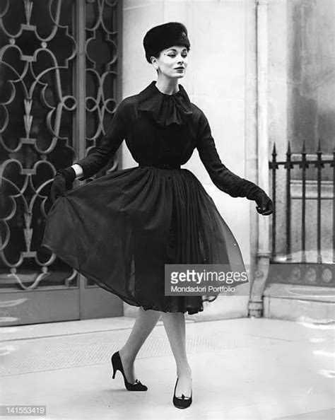 Черное Платье Коко Шанель Фото