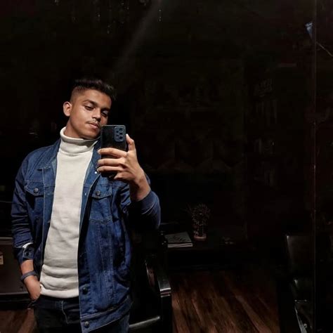 Im Aditya • Threads Say More