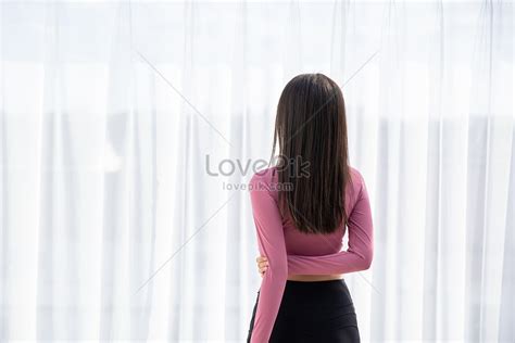 Foto Wanita Tampak Belakang Koleksi Gambar