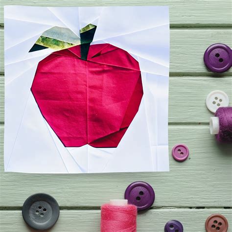 Apple Quilt Block Pattern Foundation Paper Piecing 50 X50 Cm Fpp Pdf Etsy