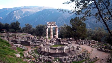 NixPixMix DELPHI GREECE