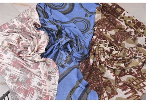 Screen Printed Woolen Stole Feature Anti Wrinkle Fashion Wear Good
