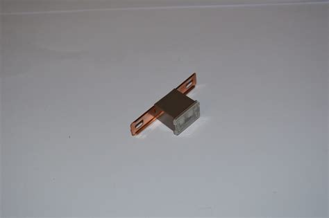 Fuse Female Large Long Recept 100a Cariboo Distributors