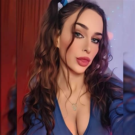 SharonQueen Biography Wiki Age Height Boyfriend Net Worth More