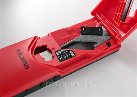 Рубанок (кромочник) TAJIMA TBK180-H45 для гіпсокартону з лезом 18 мм ...